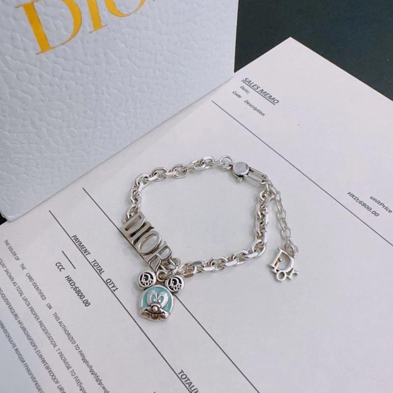 Top match Christian Dior Bracelets