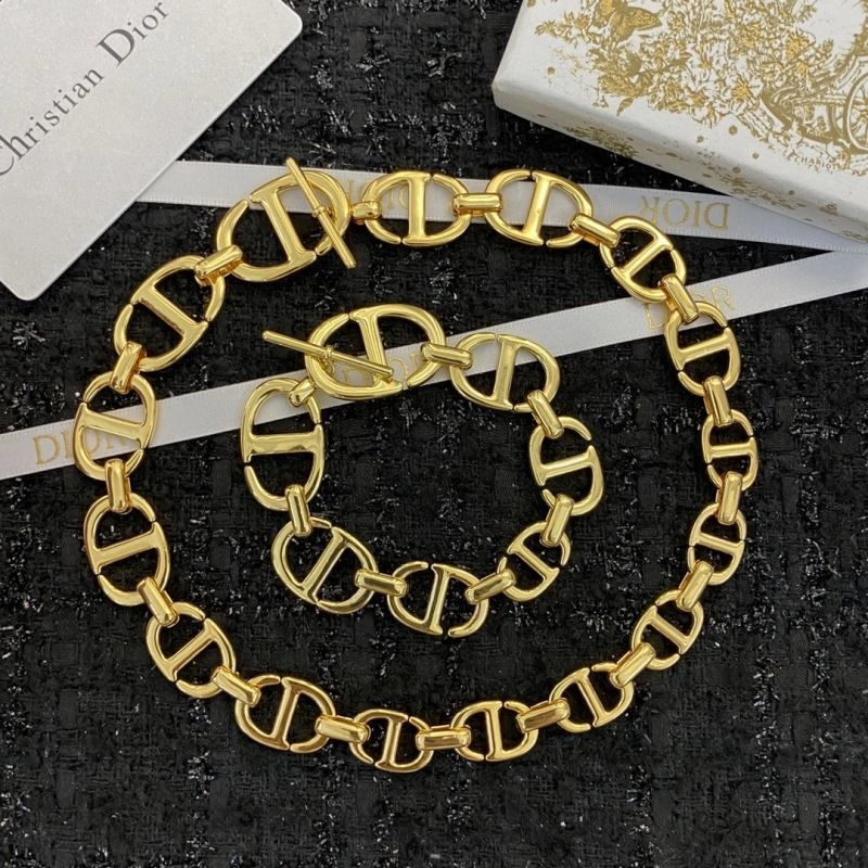 Cut-rate Christian Dior Bracelets