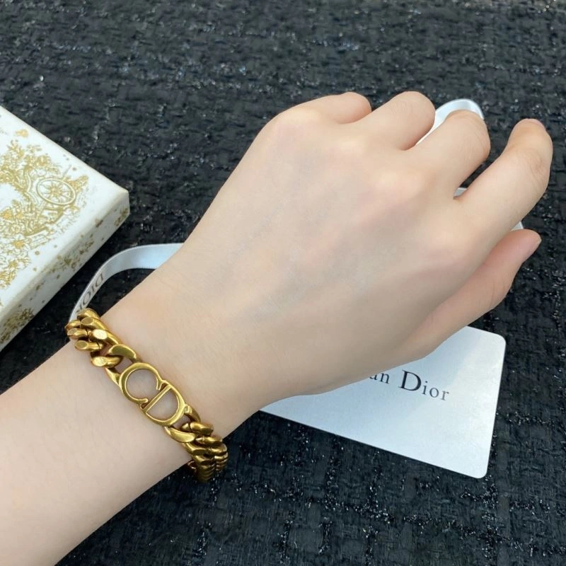 Economical Christian Dior Bracelets