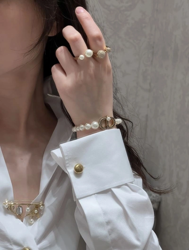 Discounted Christian Dior Bracelets