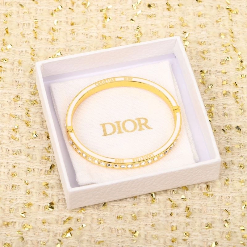 Top match Christian Dior Bracelets