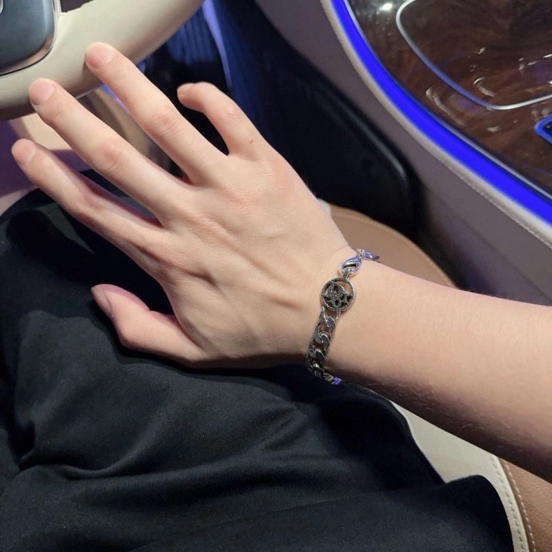 Top mirror Christian Dior Bracelets