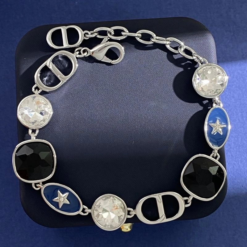 Top match Christian Dior Bracelets