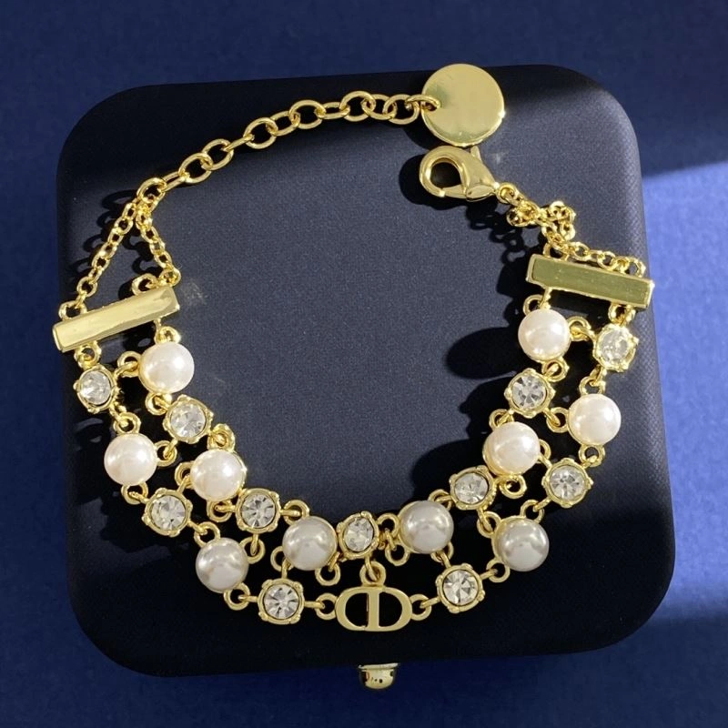Low-cost Christian Dior Bracelets