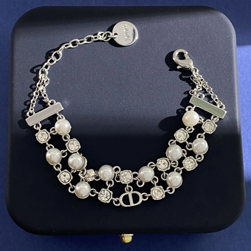 Low-cost Christian Dior Bracelets
