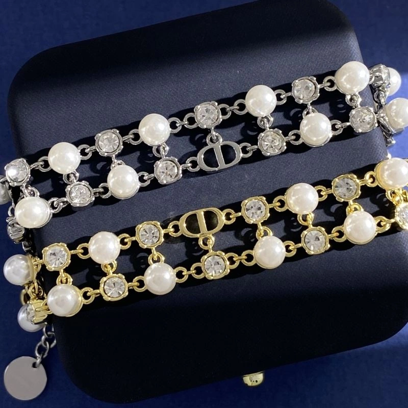 Low-cost Christian Dior Bracelets