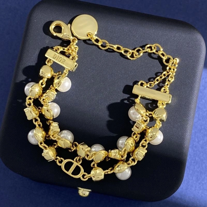 Low-cost Christian Dior Bracelets
