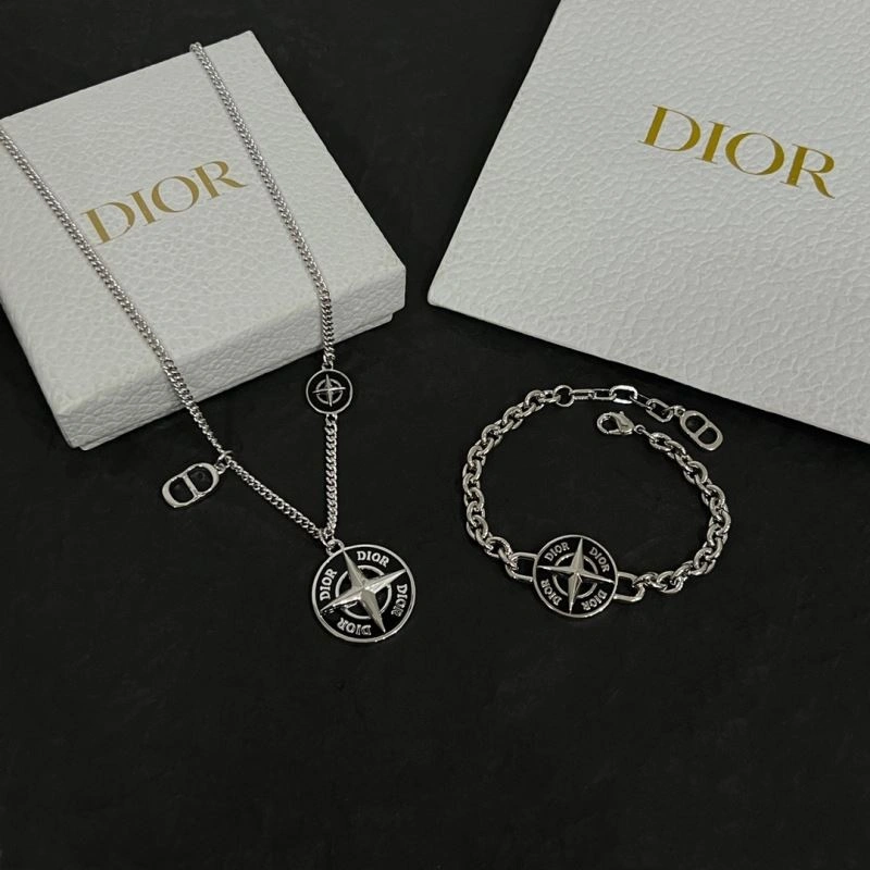 Cut-rate Christian Dior Bracelets