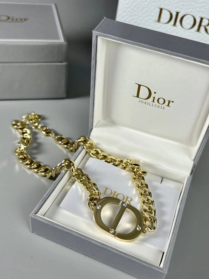 Top match Christian Dior Bracelets