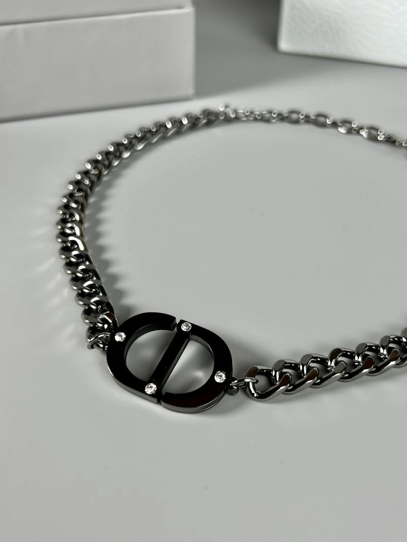 Top match Christian Dior Bracelets