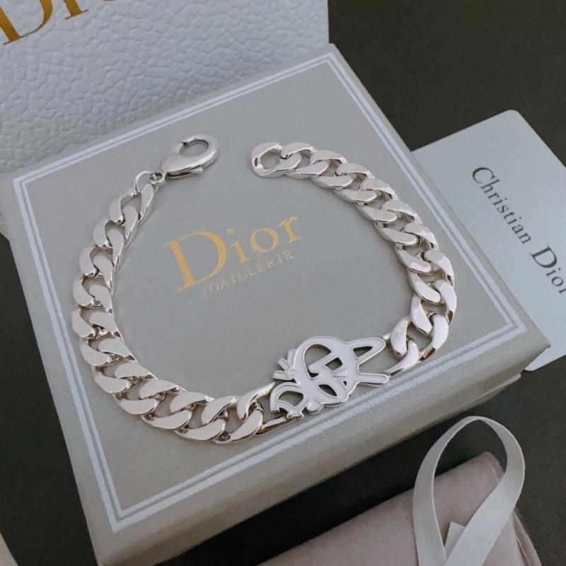 Top match Christian Dior Bracelets