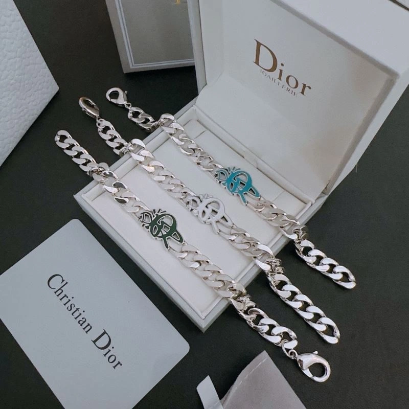 Top match Christian Dior Bracelets