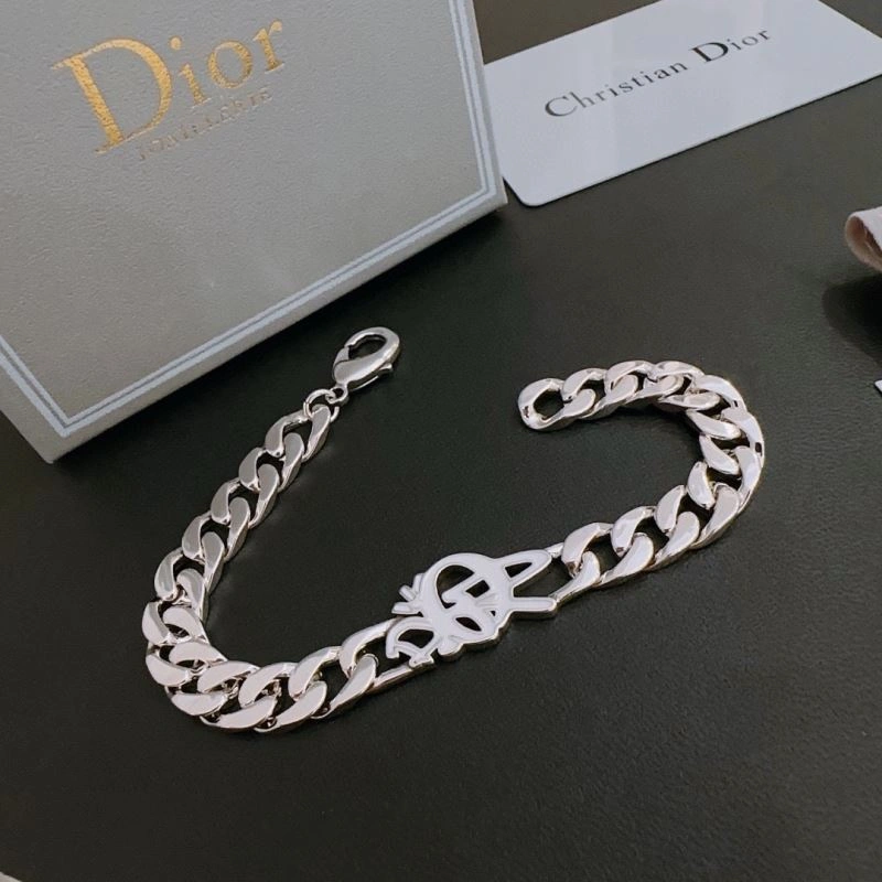 Top match Christian Dior Bracelets