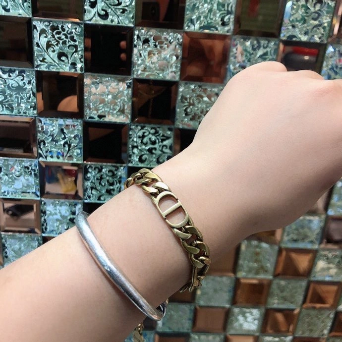 Top match Christian Dior Bracelets