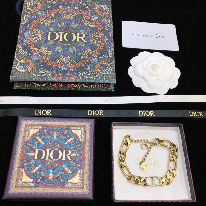 Top match Christian Dior Bracelets