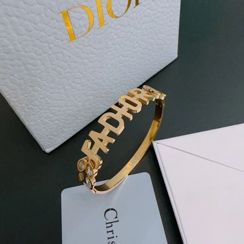 Economical Christian Dior Bracelets