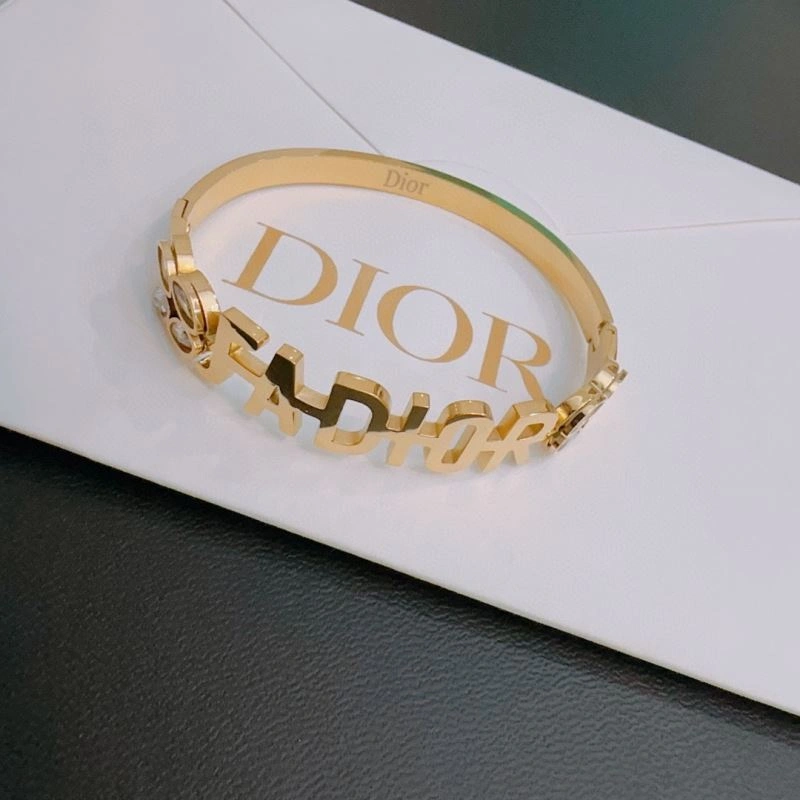 Economical Christian Dior Bracelets
