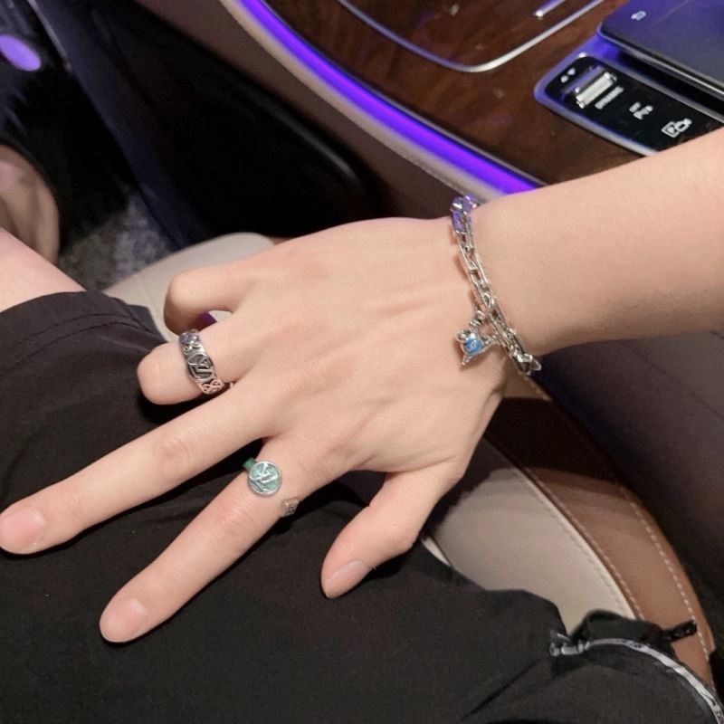 Economical Christian Dior Bracelets