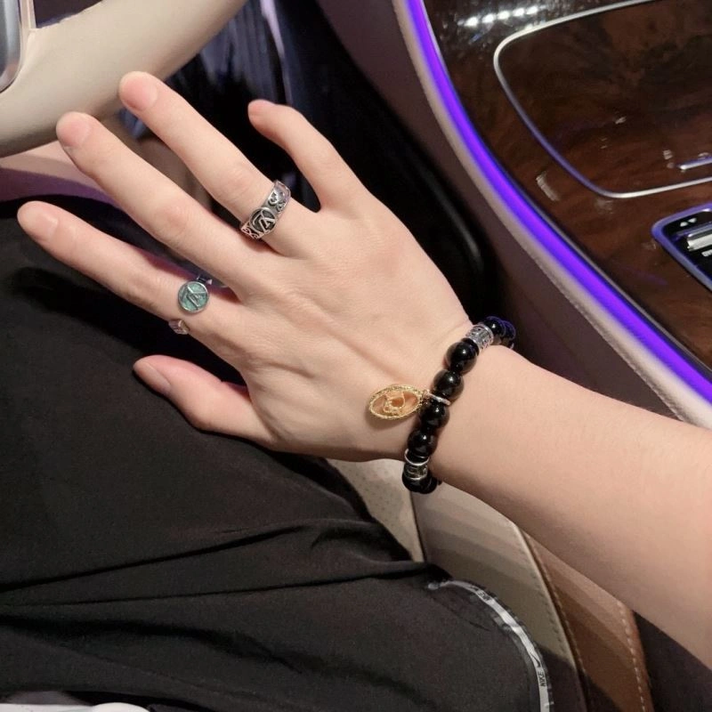 Low-cost Christian Dior Bracelets