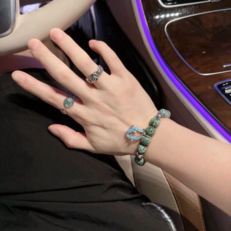 Inexpensive Christian Dior Bracelets