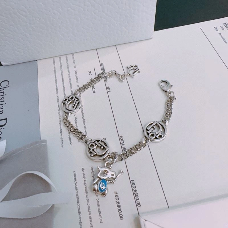 Top mirror Christian Dior Bracelets