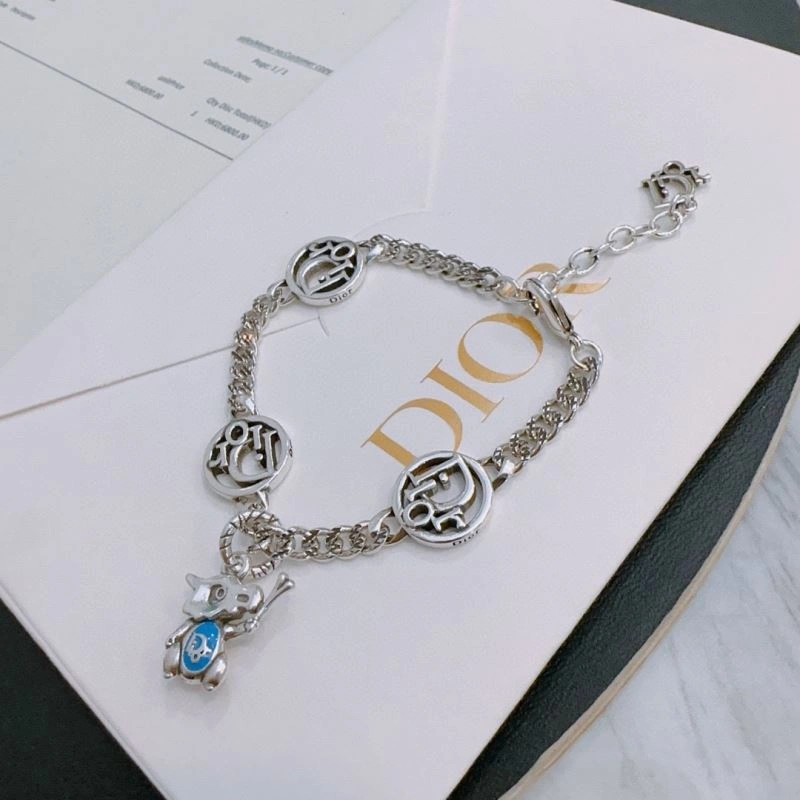 Top mirror Christian Dior Bracelets