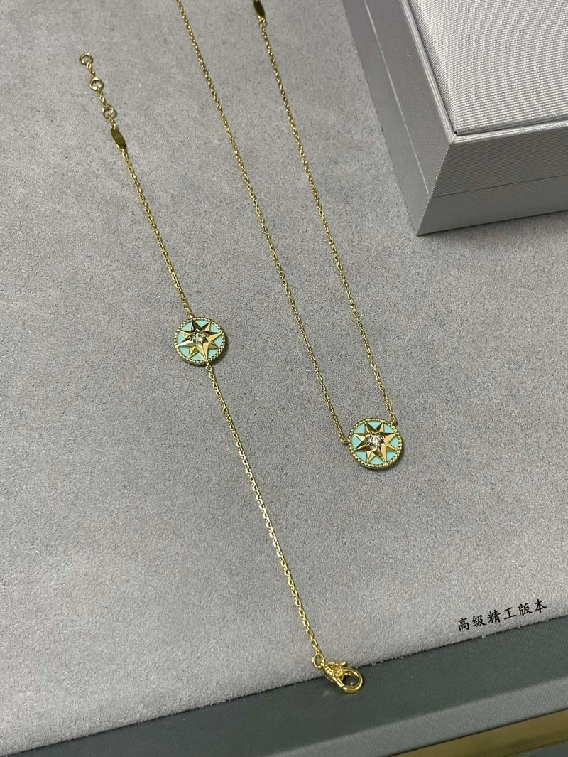Accurate model Christian Dior Bracelets