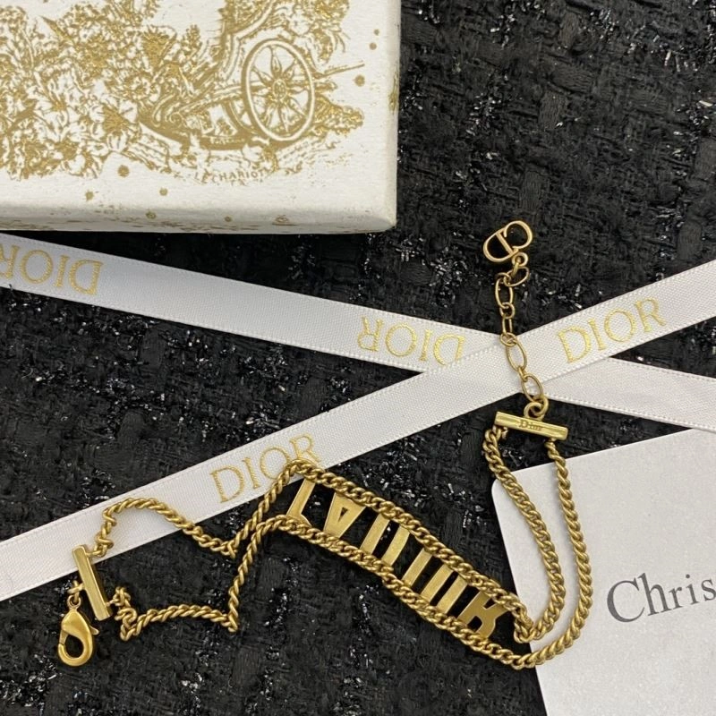 Top mirror Christian Dior Bracelets