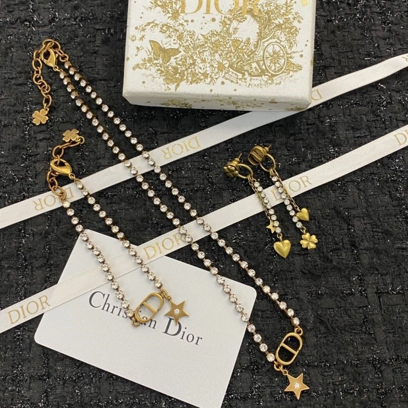 Bargain Christian Dior Bracelets