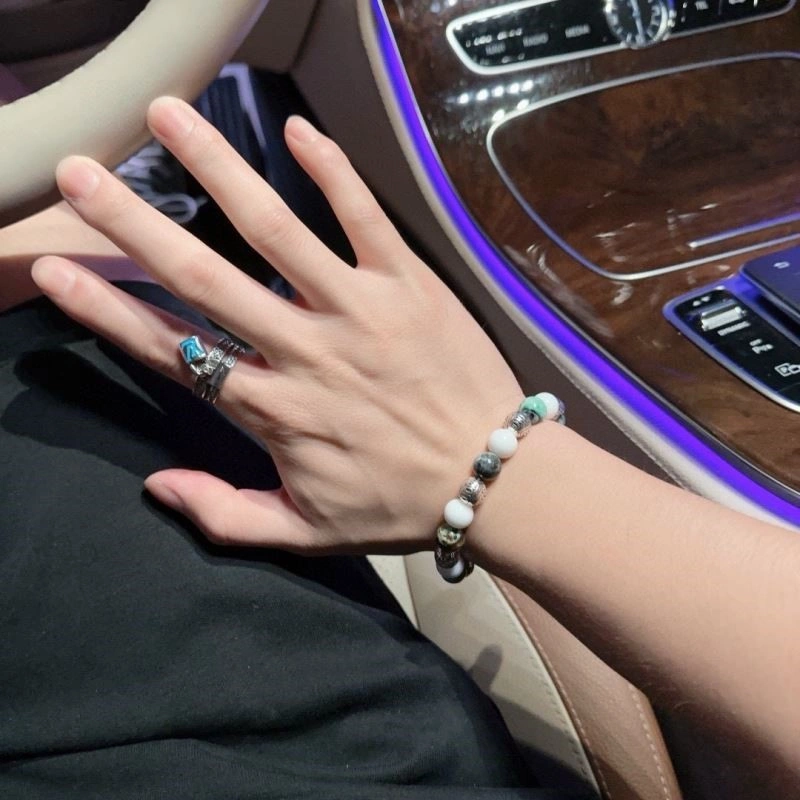 Low-cost Christian Dior Bracelets
