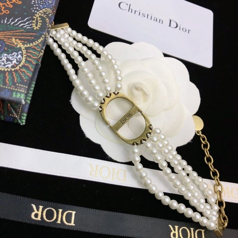Top match Christian Dior Bracelets