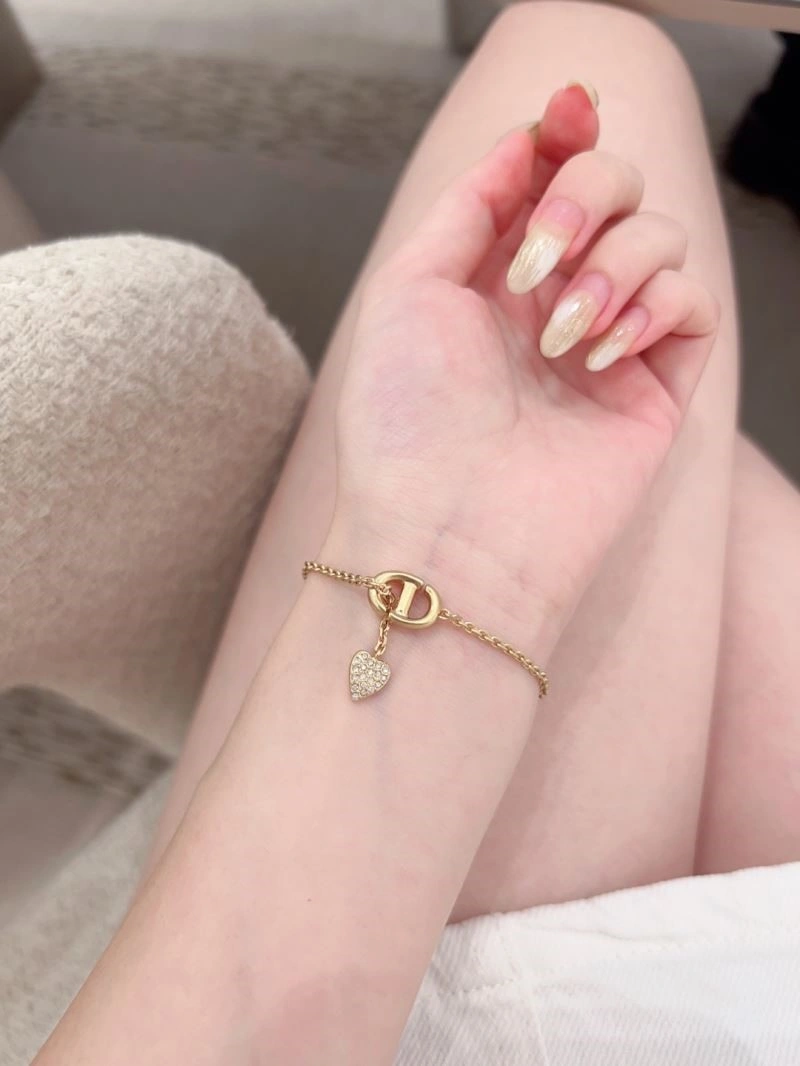 Top match Christian Dior Bracelets