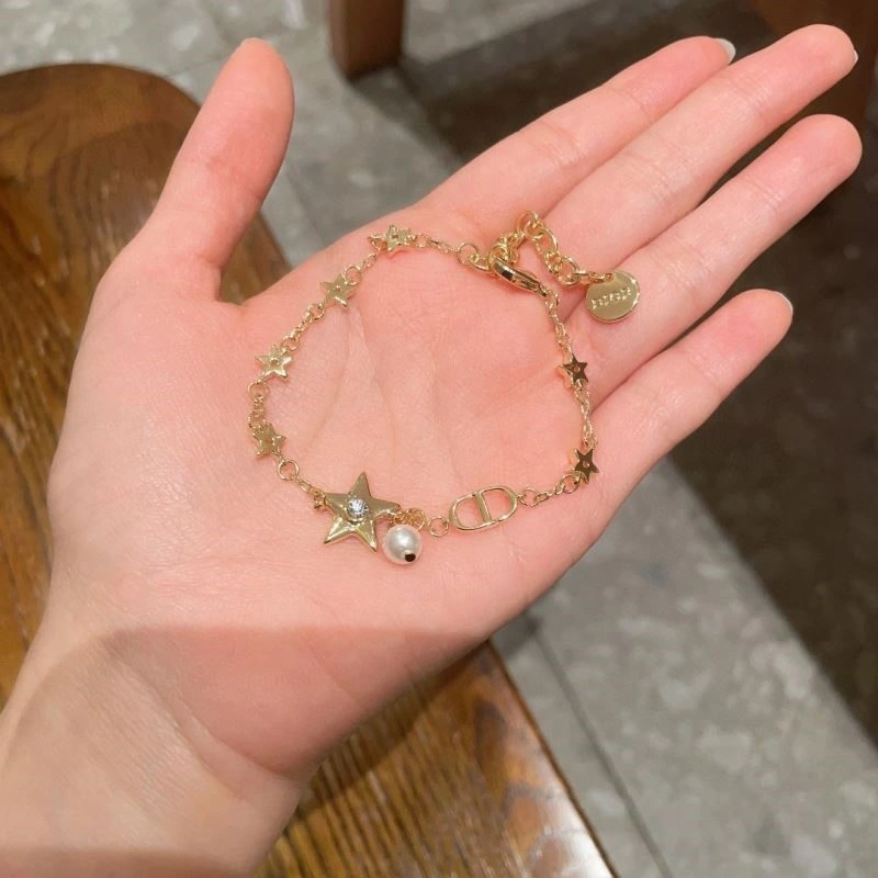 Low-cost Christian Dior Bracelets
