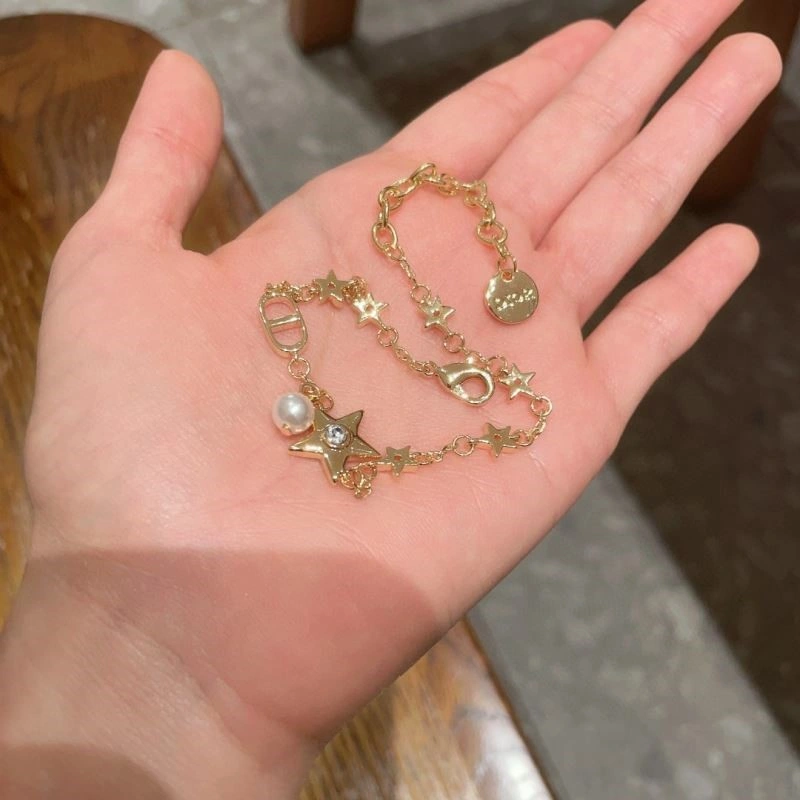 Low-cost Christian Dior Bracelets