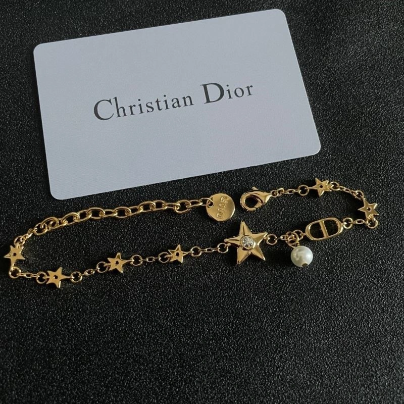 Low-cost Christian Dior Bracelets