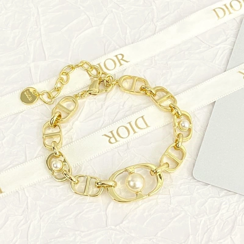 Economical Christian Dior Bracelets