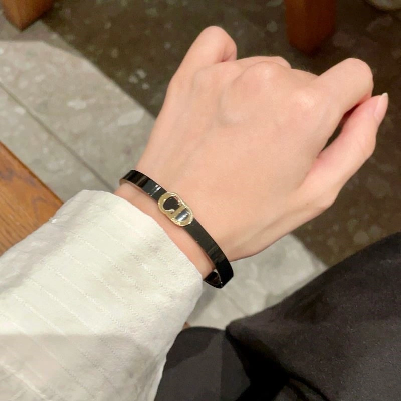 Economical Christian Dior Bracelets
