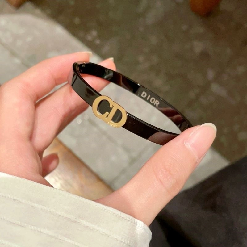 Economical Christian Dior Bracelets