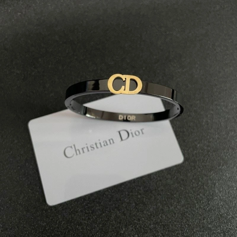 Economical Christian Dior Bracelets