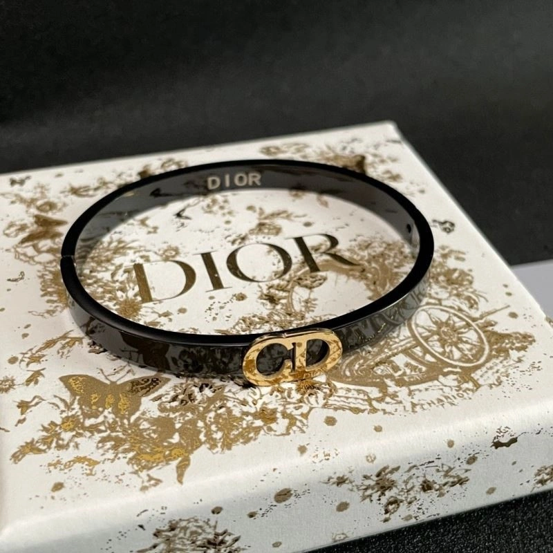 Economical Christian Dior Bracelets