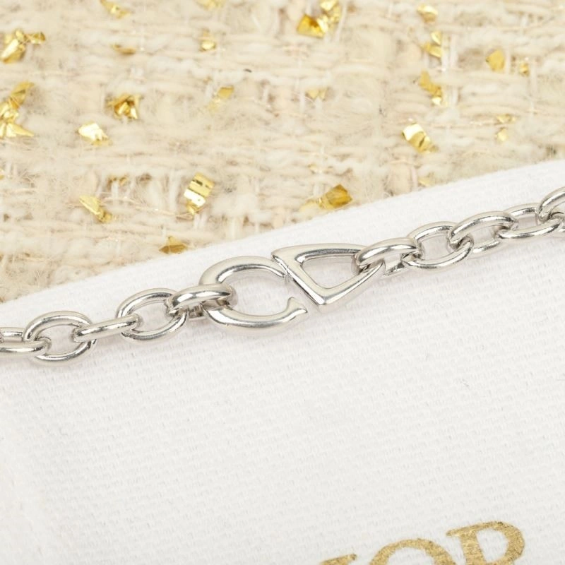 Accurate model Christian Dior Bracelets