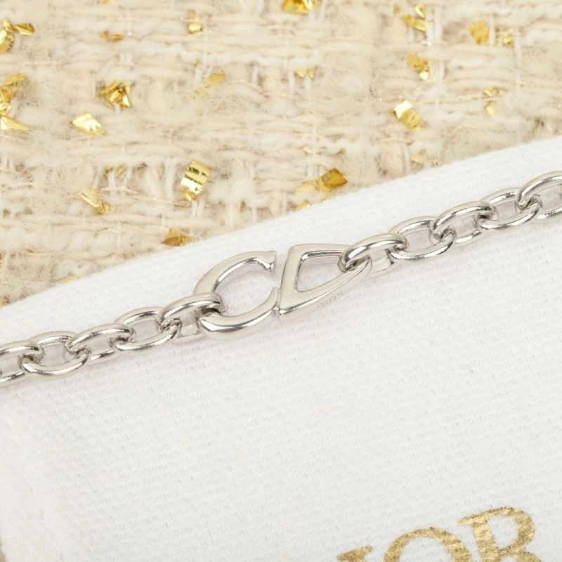 Accurate model Christian Dior Bracelets
