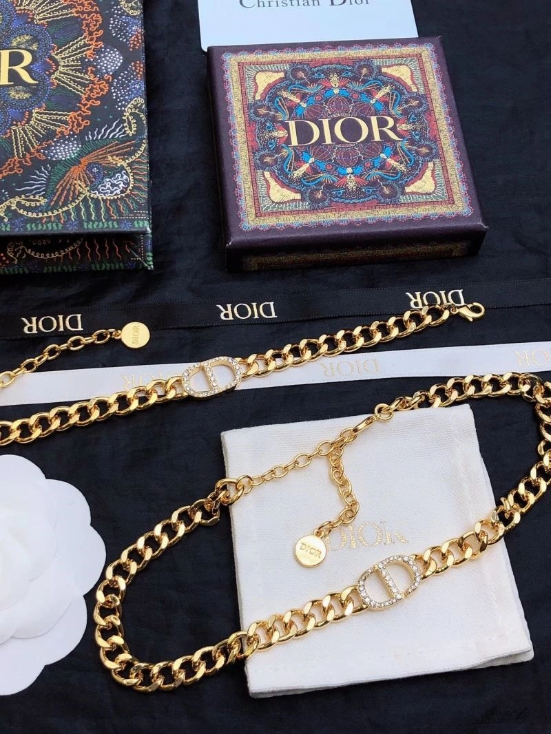 Inexpensive Christian Dior Bracelets