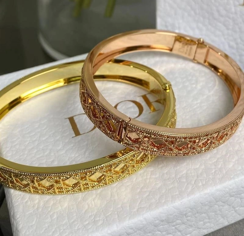 Low-cost Christian Dior Bracelets