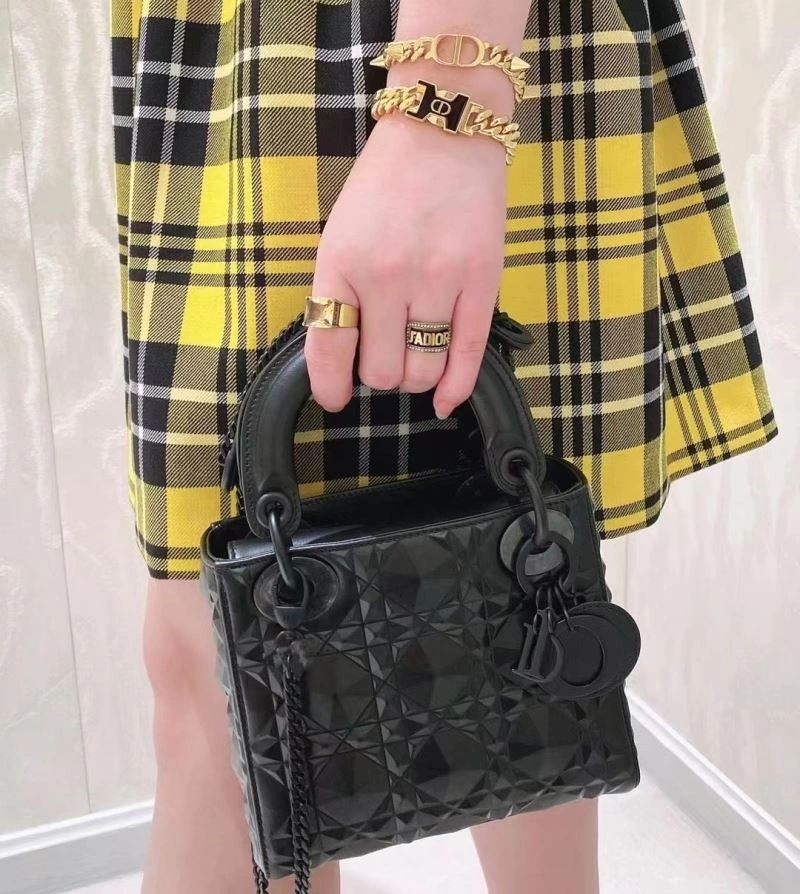 1:1 copy Christian Dior Bracelets