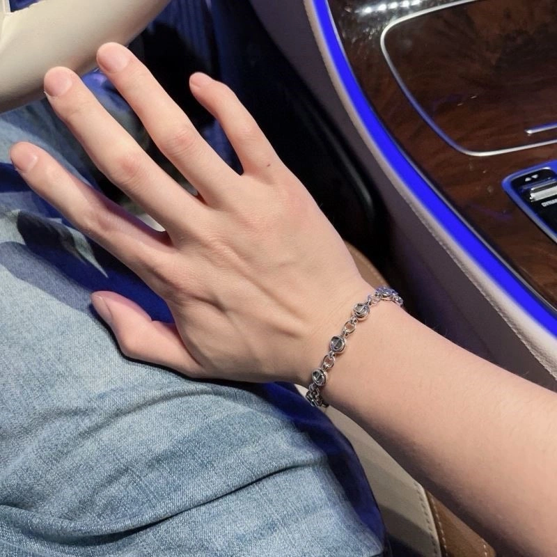 Economical Christian Dior Bracelets