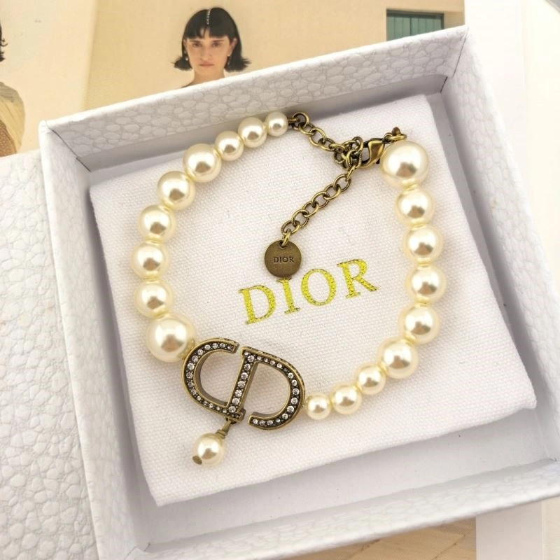 Economical Christian Dior Bracelets