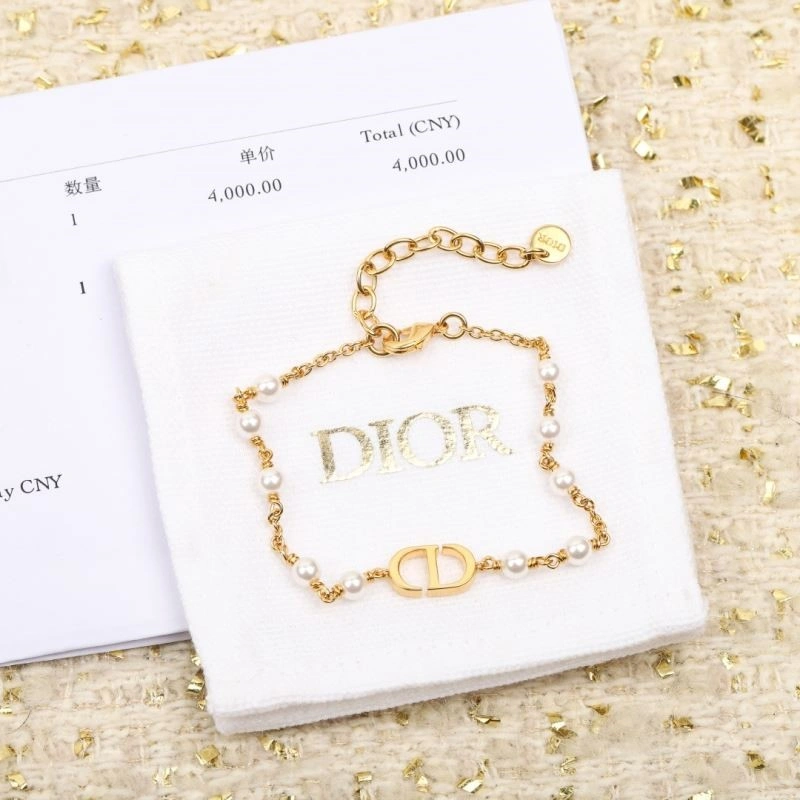 Accurate model Christian Dior Bracelets