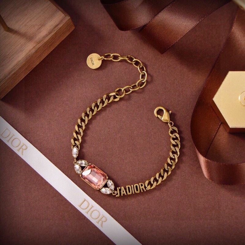 Accurate model Christian Dior Bracelets