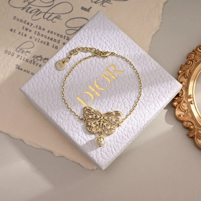 Bargain Christian Dior Bracelets
